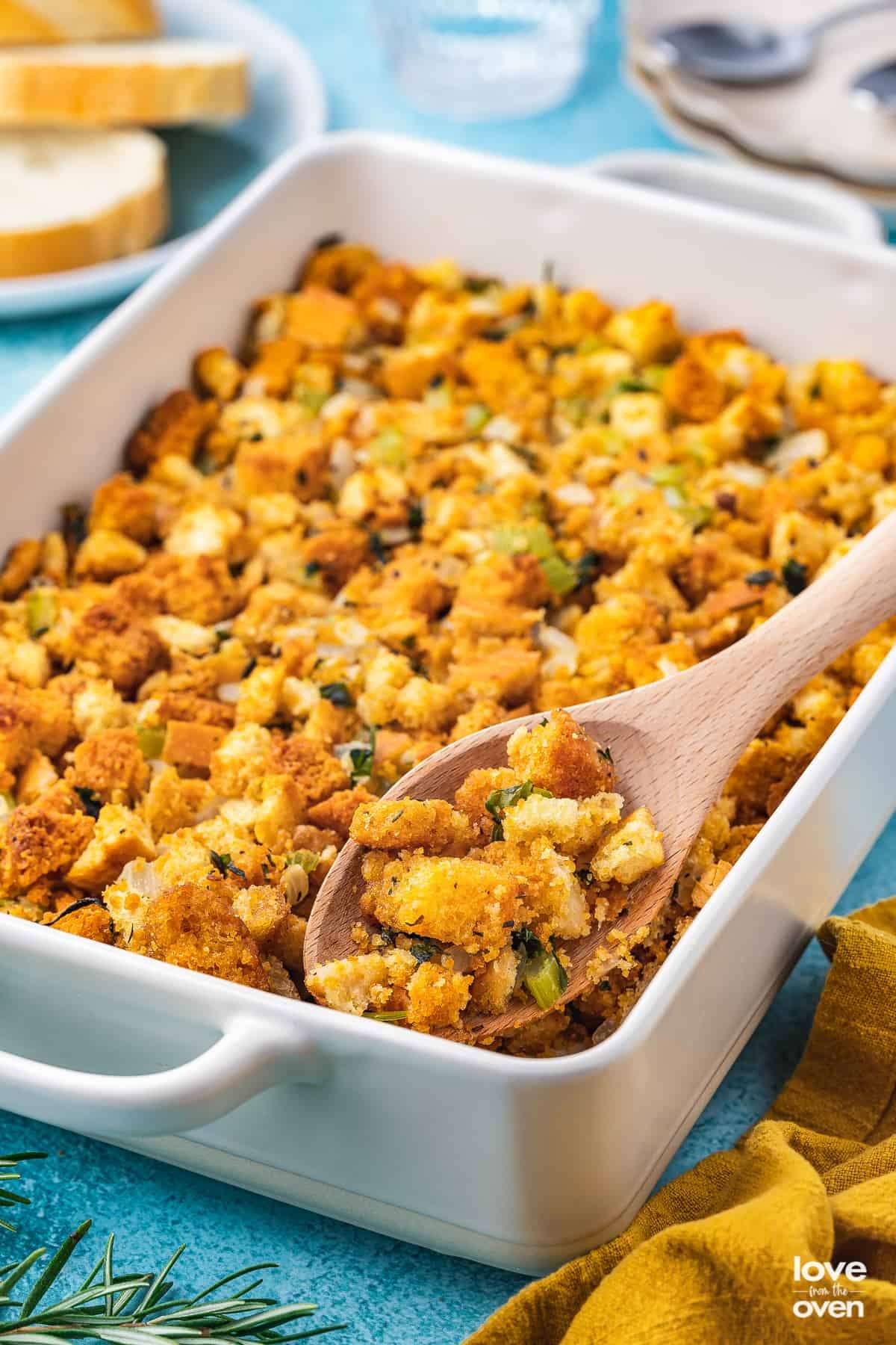 Cornbread Stuffing - Cup of Yum